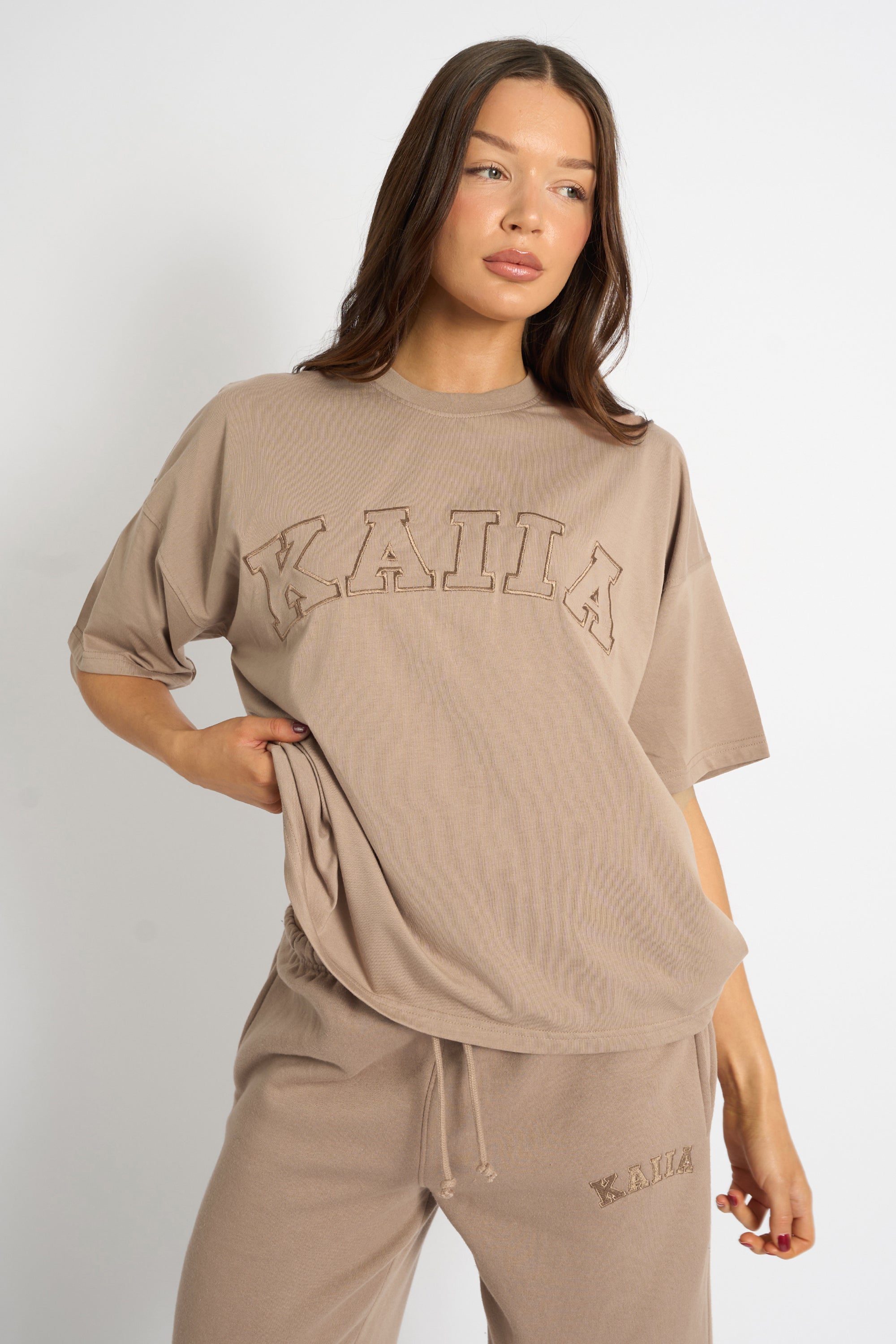 Kaiia Logo Oversized T-Shirt Latte | Kaiia